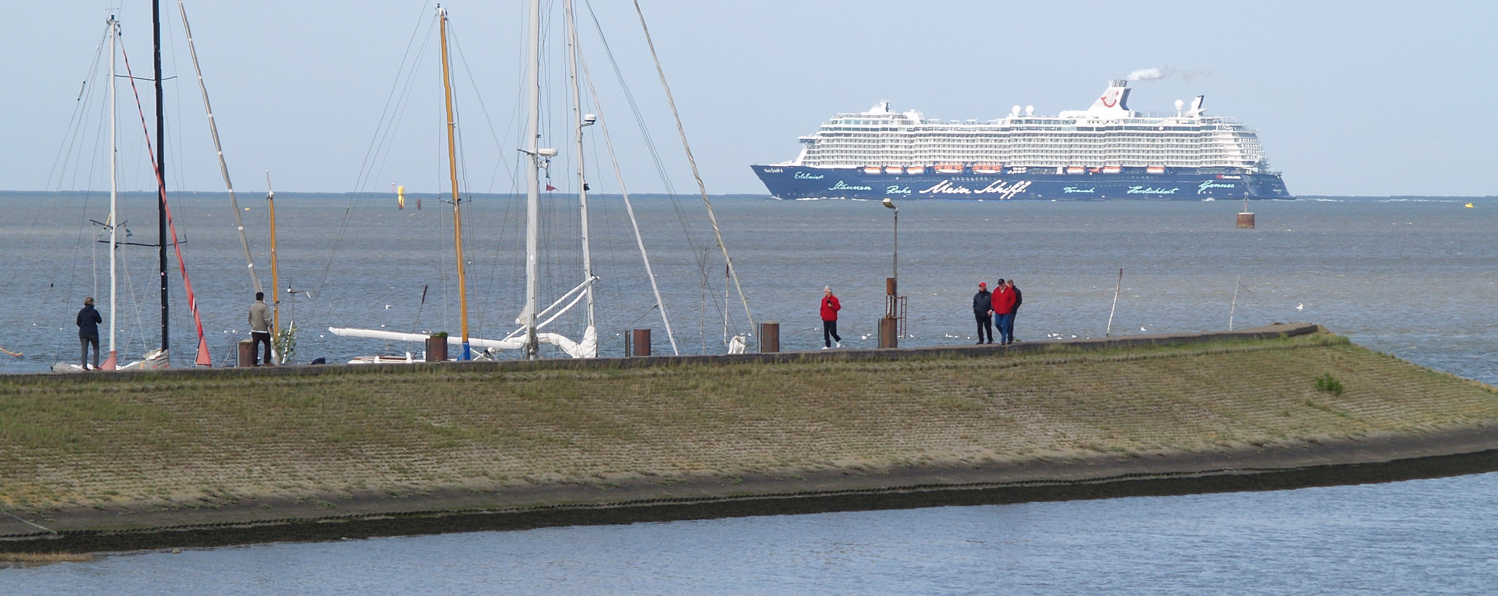 schiff_und_hafen_horumersiel – Leuchtfeuer Nordsee Horumersiel